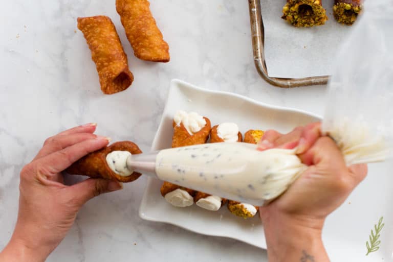 Cannolis: Three Different (Delicious) Varieties - Sense & Edibility