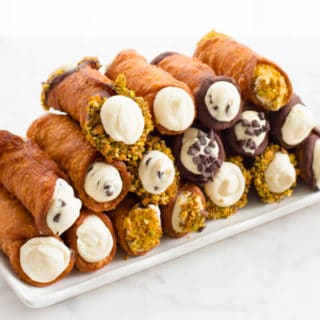 Cannolis: Three Different (Delicious) Varieties - Sense & Edibility
